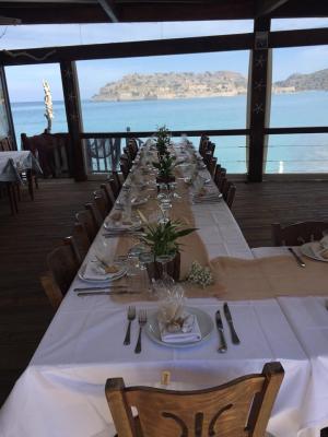 CAPTAIN NIKOLAS RESTAURANT